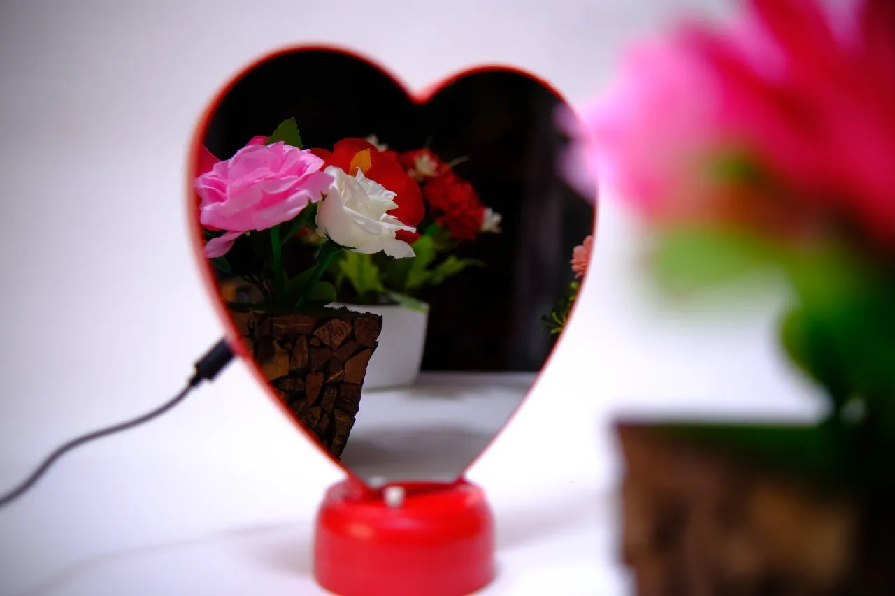 Red Heart Magic Mirror – handmadelovebytanya