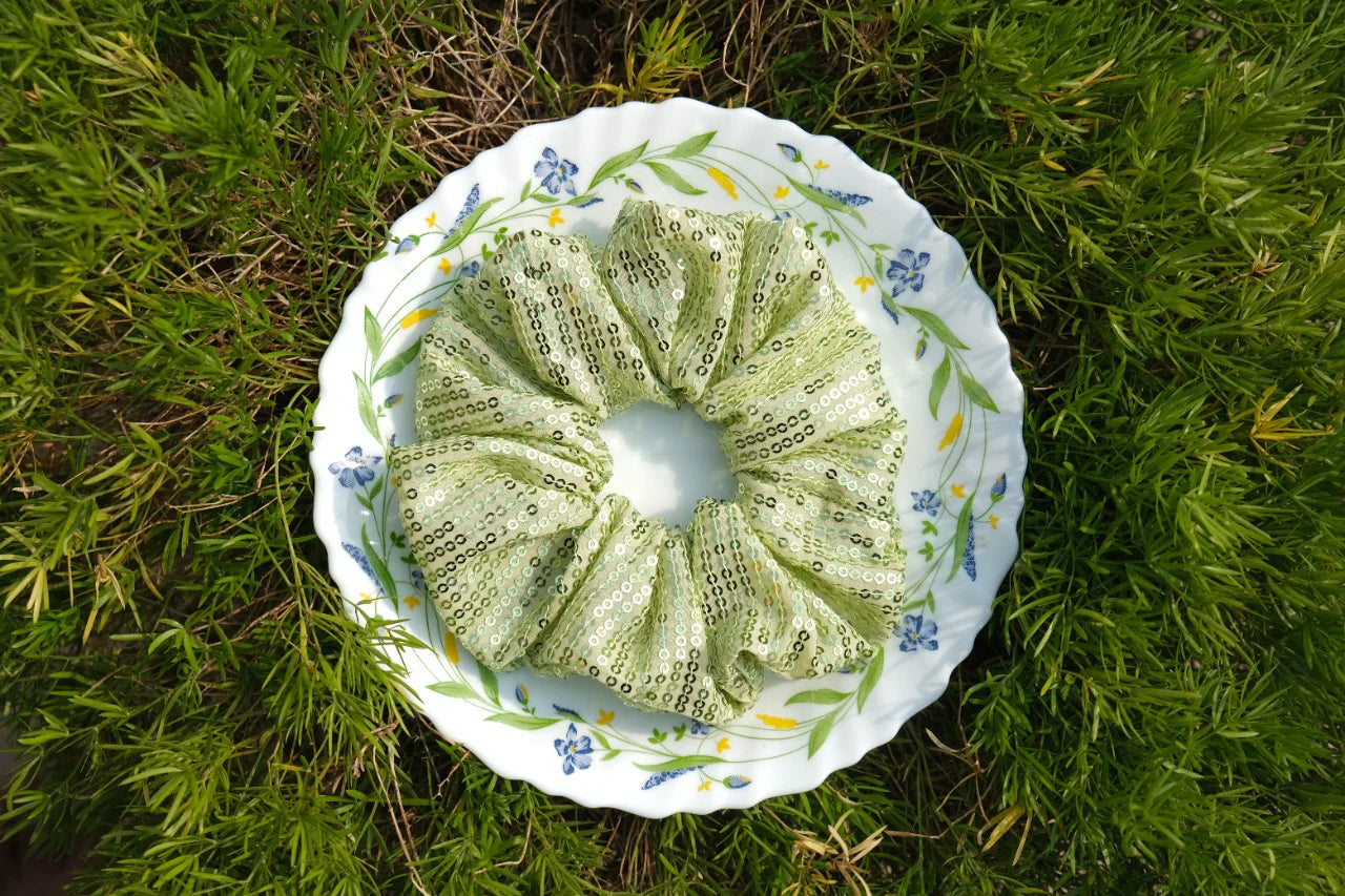 Pastel Sequence Scrunchie – handmadelovebytanya